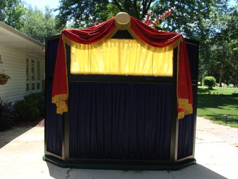Puppet Stage | Reaching Across Illinois Library System